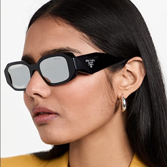 Prada | Accessories | New Prada Pr7ws 1ab2b Sunglasses Prada Pr 17wsf ...